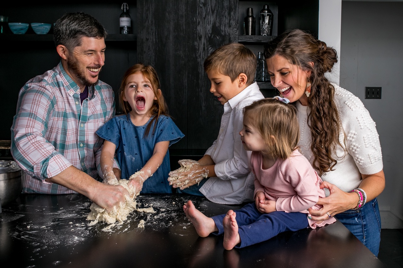 A Family Pizza Party With Driftwood Oven - Table Magazine